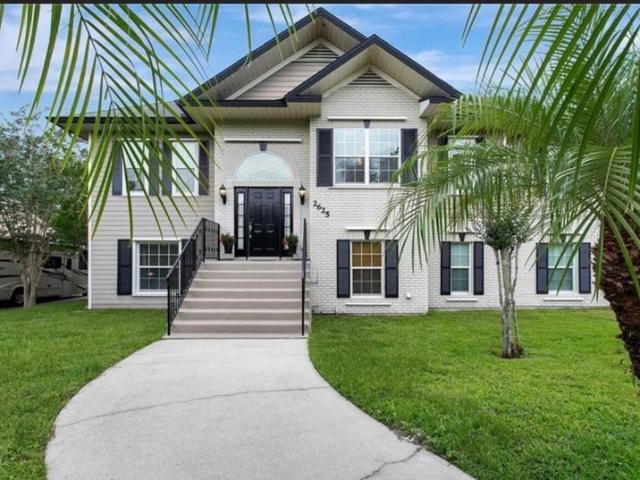 Amazing waterfront view w large yard walkable suit
