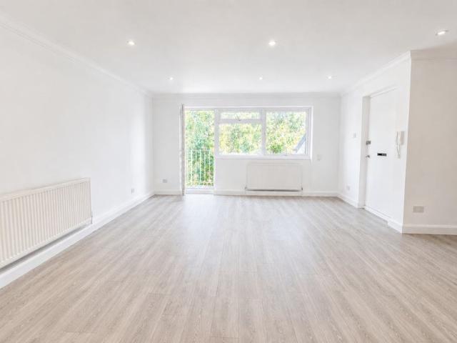 Amazing 2 bedroom in Harringey