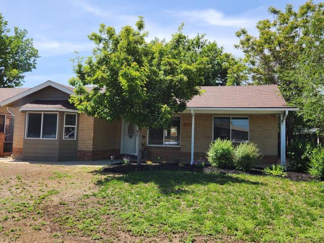 Amazing 3 bed/2 bath home w/oversized 2 car detached garage