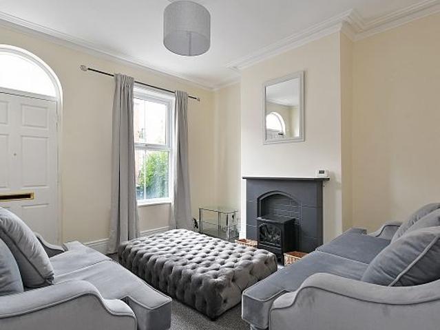 Amazing 3 Bed Student House