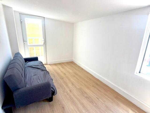 Amazing 3 Bedroom Flat in Leyton E10