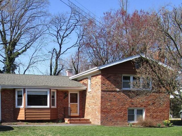 Amazing 4 BR Single Family in Silver Spring!