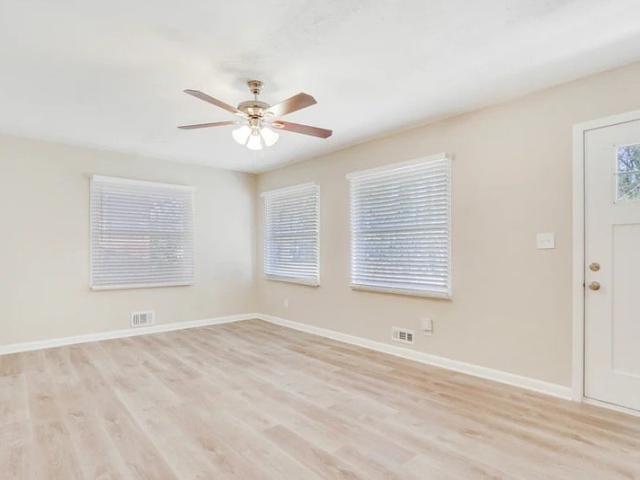 AMAZING 4BEDS 1.5BATHS HOUSE AVAILABLE NOW FOR RE