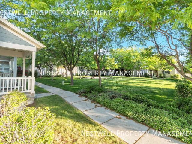 Amazing 5 bed Home in Daybreak with Finished Basement
