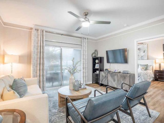 Amalfi at Tuscan Lakes 2 Bedroom Apartment for Rent at 1450 E League City Pkwy, League City, TX 77573