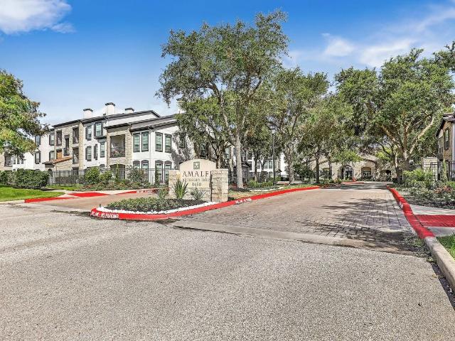 Amalfi at Tuscan Lakes 2 Bedroom Apartment for Rent at 1450 E League City Pkwy, League City, TX 77573
