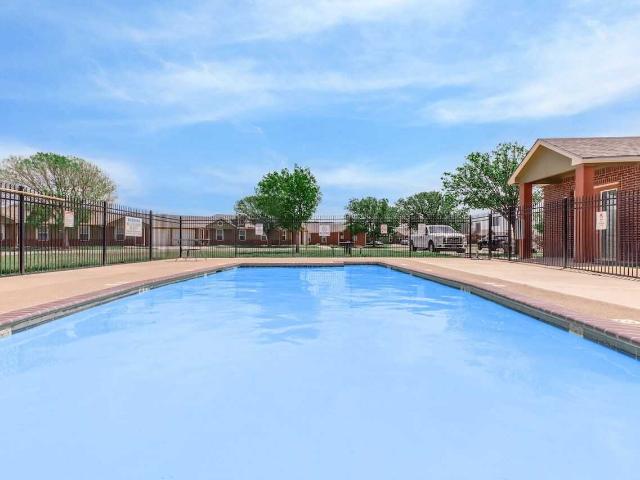 Amarillo Greentree Village 3 Bedroom Apartment for Rent at 2301 Seth Ln, Amarillo, TX 79108