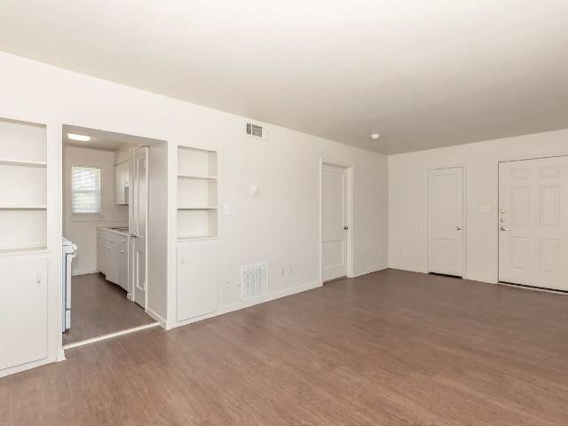 Amarillo Greentree Village 3 Bedroom Apartment for Rent at 2301 Seth Ln, Amarillo, TX 79108