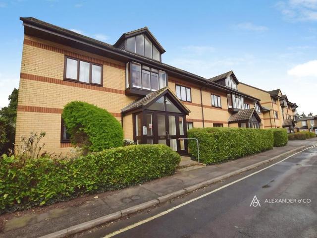 Ambassador Court, Bicester OX26 1 bed flat to rent £1,050 pcm £242 pw