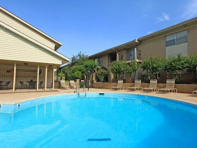 Ambassador House Apartments 1 Bedroom Apartment for Rent at 4517 N Pennsylvania Ave, Oklahoma City, OK 73112