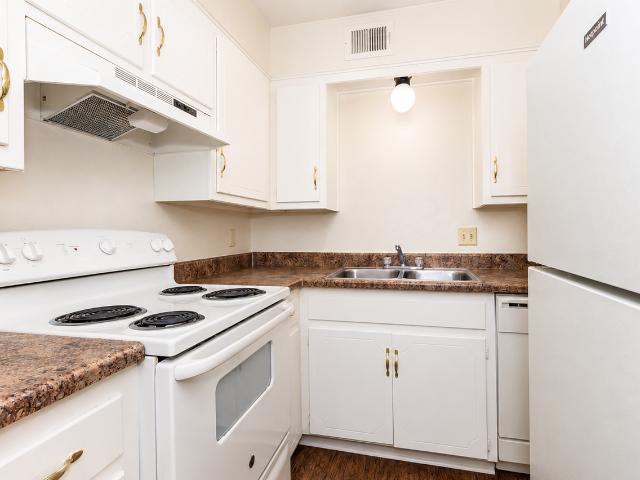 Ambassador House Apartments 1 Bedroom Apartment for Rent at 4517 N Pennsylvania Ave, Oklahoma City, OK 73112