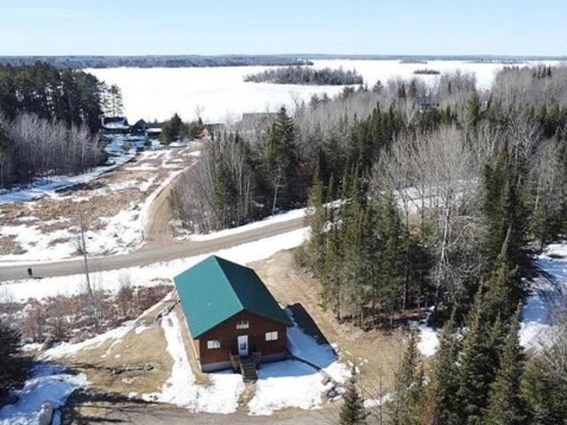 Ambassador Point Ct, Leiding, Home For Sale