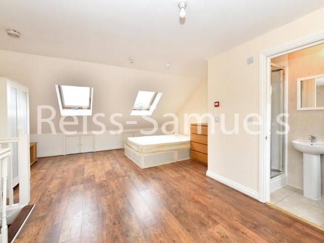 Ambassador Square, Isle of dogs. 6 bed semi detached house to rent £5,200 pcm £1,200 pw