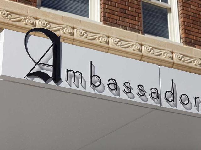 Ambassador 1 Bedroom Apartment for Rent at 3560 Broadway Blvd, Kansas City, MO 64111 Valentine
