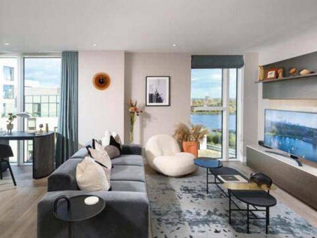 Amber Apartments, Woodberry Down, 2 Bedroom Flat