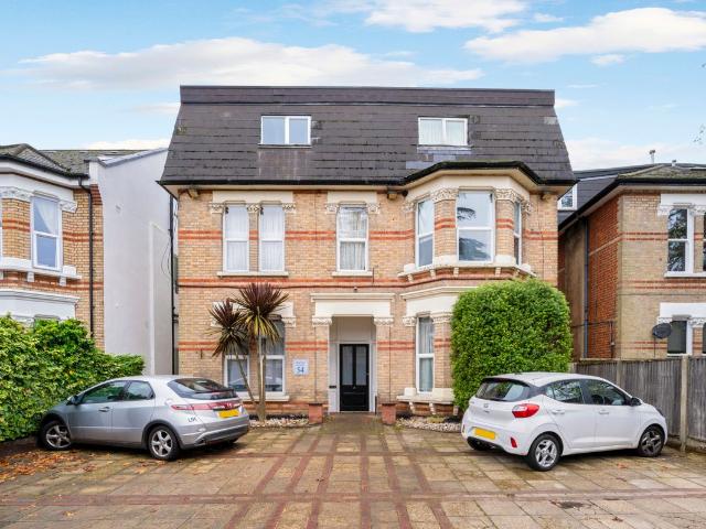 Amber Court, 54 The Avenue, Surbiiton, Surrey KT5, 1 bed flat to rent, £1,300 pcm | PrimeLocation
