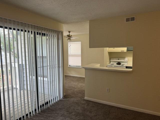 Amber Lake 2 Bedroom Apartment for Rent at 5826 Reddman Rd, Charlotte, NC 28212 North Sharon Amity