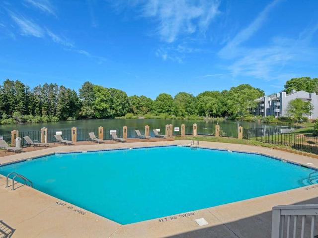 Amber Lake 2 Bedroom Apartment for Rent at 5826 Reddman Rd, Charlotte, NC 28212 North Sharon Amity