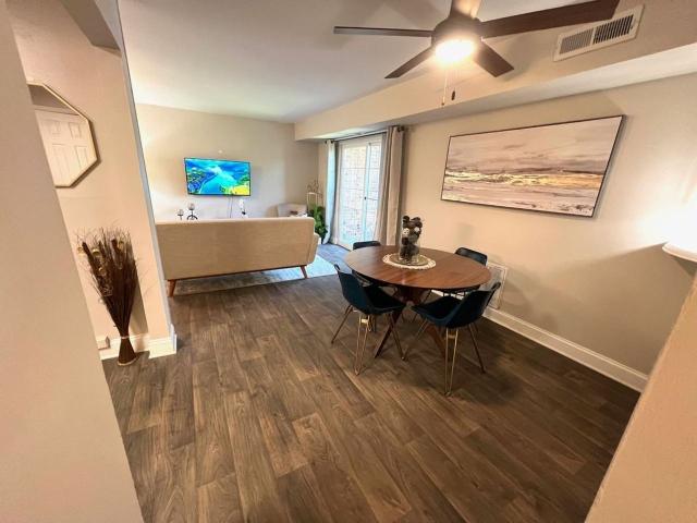 Amber Ridge Apartments 1 Bedroom Apartment for Rent at 3200 Lawndale Dr Apt F, Greensboro, NC 27408