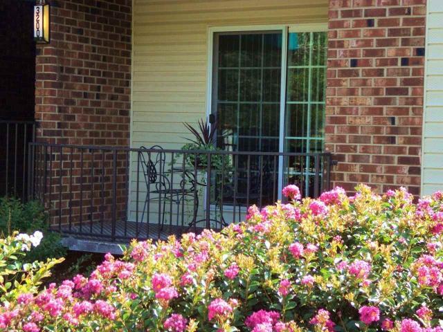 Amber Ridge Apartments 1 Bedroom Apartment for Rent at 3200 Lawndale Dr Apt F, Greensboro, NC 27408