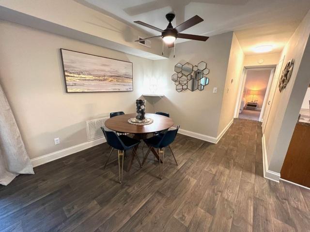 Amber Ridge Apartments 2 Bedroom Apartment for Rent at 3200 Lawndale Dr Apt F, Greensboro, NC 27408