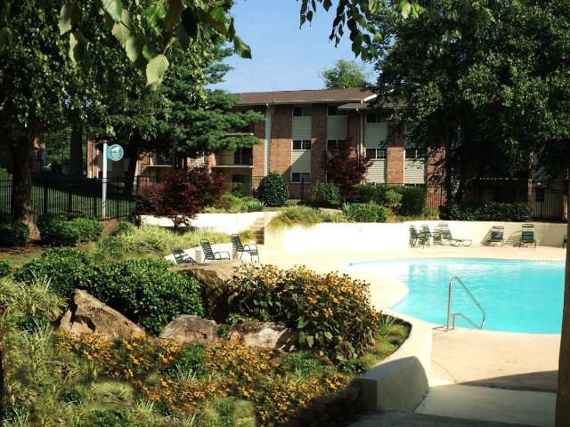 Amber Ridge Apartments 2 Bedroom Apartment for Rent at 3200 Lawndale Dr Apt F, Greensboro, NC 27408