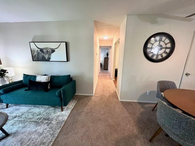 Amber Ridge Apartments 2 Bedroom Apartment for Rent at 3200 Lawndale Dr Apt F, Greensboro, NC 27408