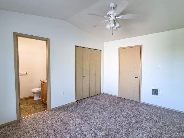 AMBERMANOR 2 Bedroom Apartment for Rent at 3750 Amber St Ne, Salem, OR 97301 Northeast Salem