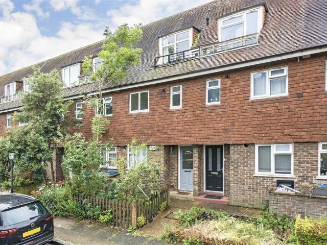 Ambergate Street, London SE17, 3 bed terraced house to rent, £3,000 pcm | PrimeLocation