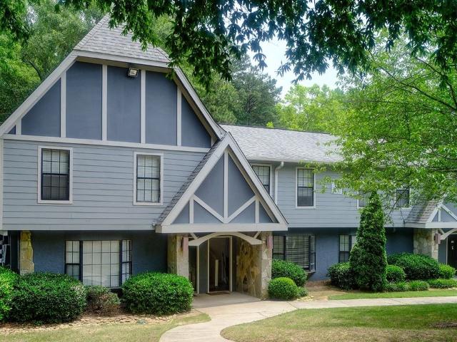 Amberlake Village 2 Bedroom Apartment for Rent at 2906 Old Norcross Rd, Duluth, GA 30096