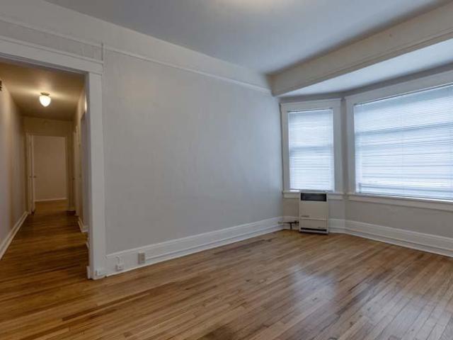 Amberley 1 Bedroom Apartment for Rent at 814 Nw 22nd Ave, Portland, OR 97210 Northwest District