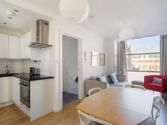 Amberley Road, London W9, 2 bed flat to rent, £3,250 pcm | PrimeLocation