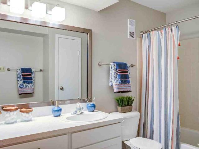 Amberton 2 Bedroom Apartment for Rent at 11989 Coverstone Hill Cir, Manassas, VA 20109