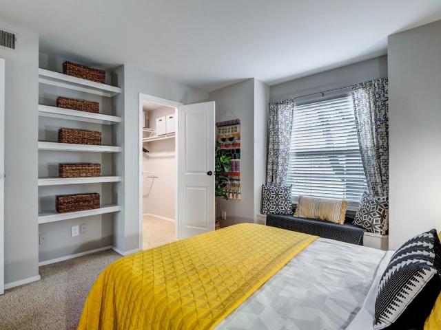 Amberton Apartments 1 Bedroom Apartment for Rent at 11989 Coverstone Hill Cir, Manassas, VA 20109