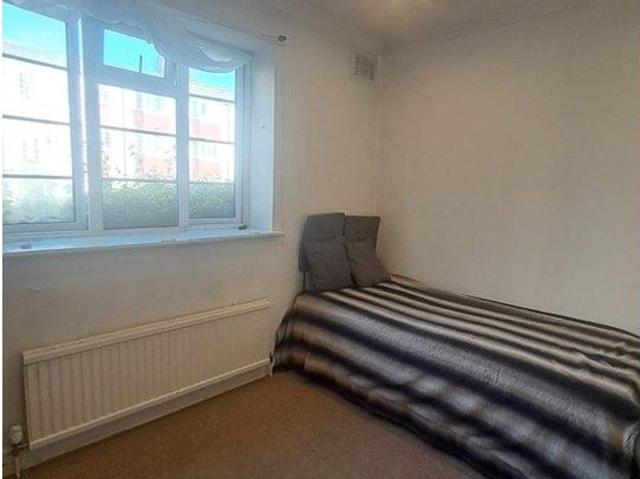 Amblecote Close, London SE12, Room to rent, £560 pcm | PrimeLocation