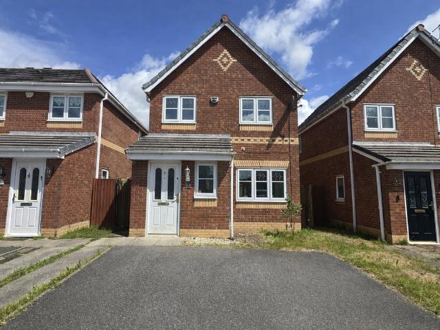 Ambleside Drive, Kirkby, Liverpool L33, 3 bed detached house to rent, £1,200 pcm | PrimeLocation