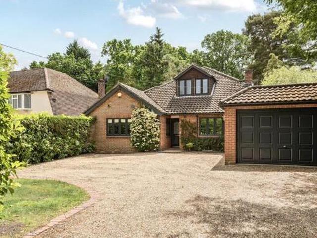Ambleside Road, Lightwater, 5 Bedroom Detached