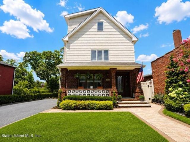 Amboy Rd, Staten Island, Home For Sale
