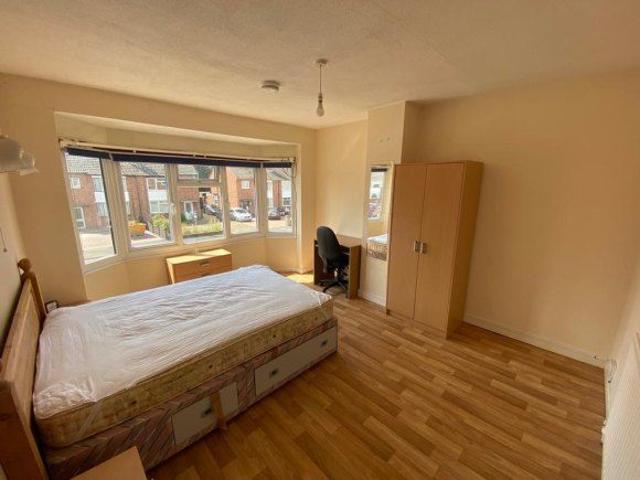 Ambrose Close, Worcester, Worcestershire WR2, 2 bed shared accommodation to rent, £559 pppm | PrimeLocation