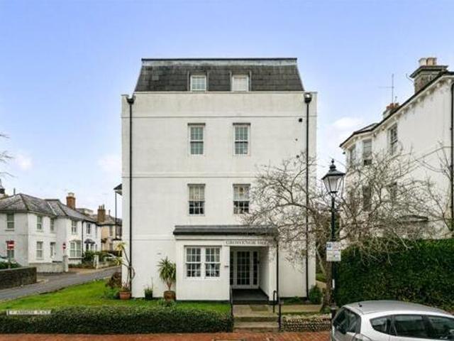 Ambrose Place, Grosvenor House, Worthing, 1 Bedroom Flat