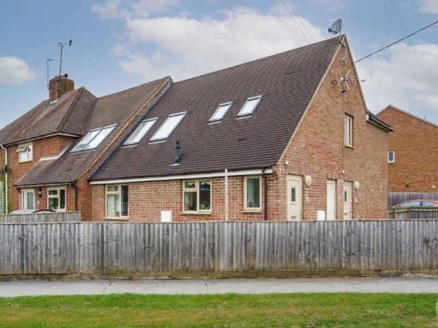 Ambrose Rise, Wheatley, OX33 2 bed apartment to rent £1,425 pcm £329 pw