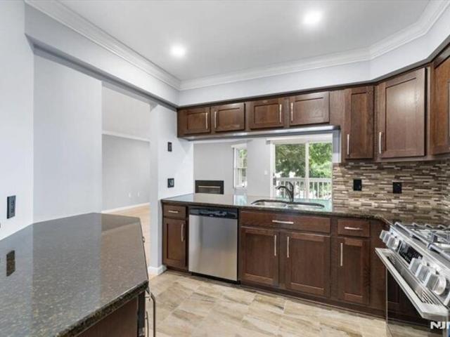 Amethyst Ln Unit,paterson, Condo For Sale