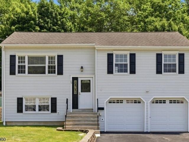 Amendola Dr, Netcong, Home For Sale