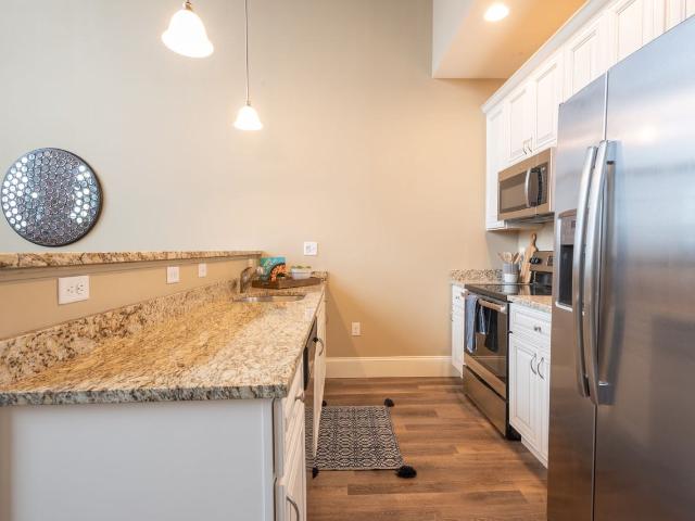 American Wire Residential Lofts 3 Bedroom Apartment for Rent at 413 Central Ave, Pawtucket, RI 02861