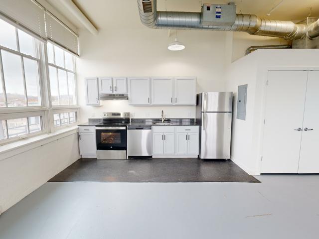 American Can Lofts 2 Bedroom Apartment for Rent at 4101 Spring Grove Ave Unit B, Cincinnati, OH 45223 Northside