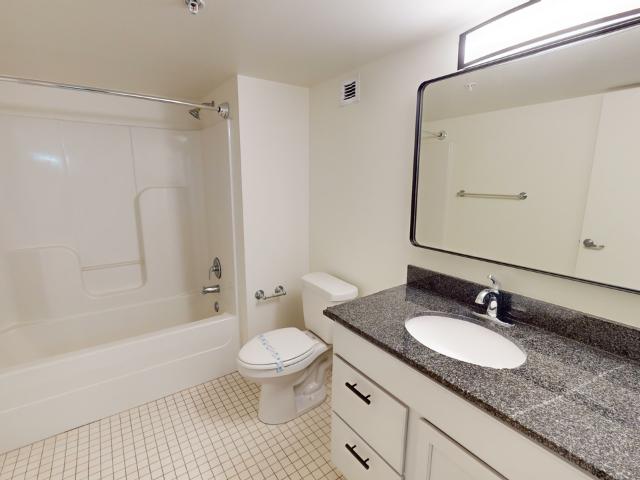 American Can Lofts 2 Bedroom Apartment for Rent at 4101 Spring Grove Ave Unit B, Cincinnati, OH 45223 Northside
