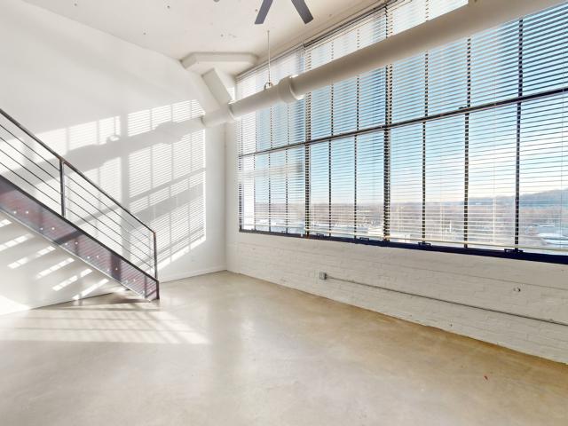 American Can Lofts 2 Bedroom Apartment for Rent at 4101 Spring Grove Ave Unit B, Cincinnati, OH 45223 Northside