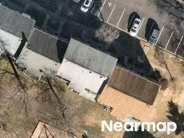 Americana Dr