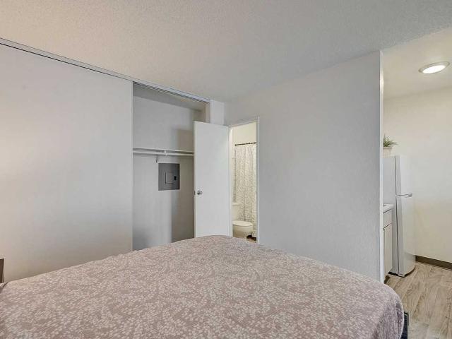 Americana Studio Apartment for Rent at 4050 Palos Verdes St, Las Vegas, NV 89119