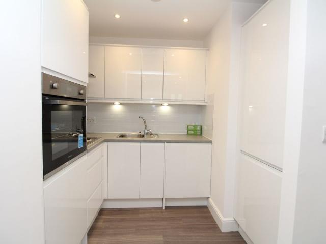 Amersham Vale, New Cross SE14, 2 bed maisonette to rent, £1,900 pcm | PrimeLocation